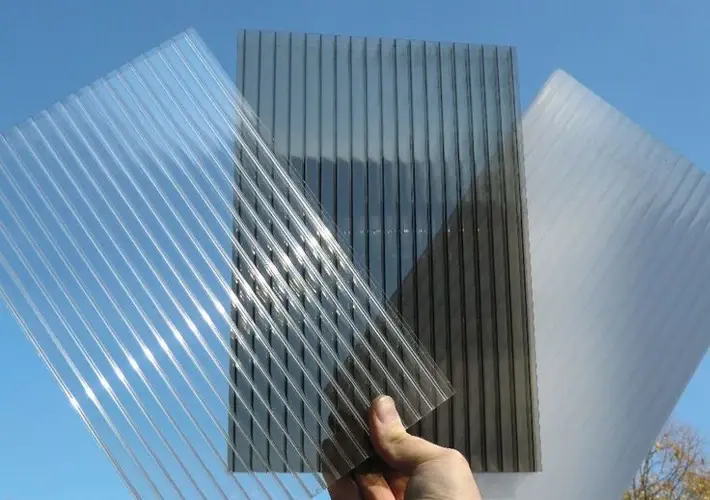 Advantages and Disadvantages of Polycarbonate Roofing Sheets - ROOFGLORY